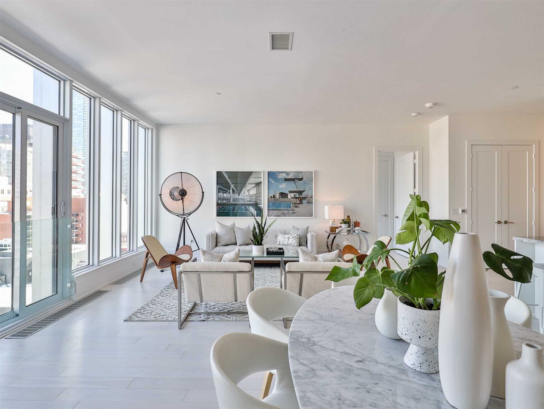 50 McCaul St | Form Condos | Queen West Condos For Sale